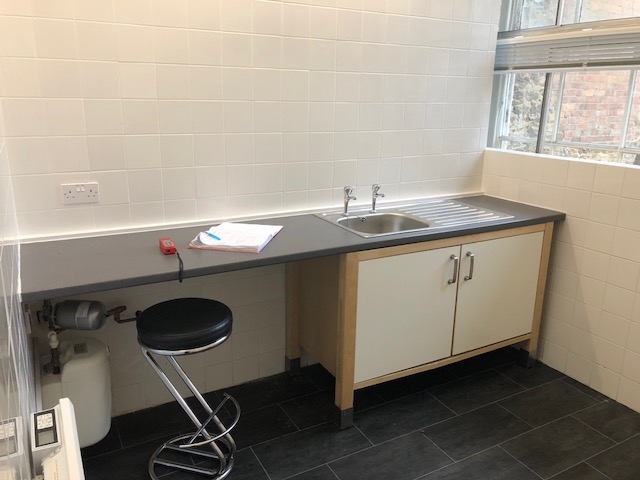 Commercial Property - Office Buildings - TOWN CENTRE SHOP FRONT OFFICE ...